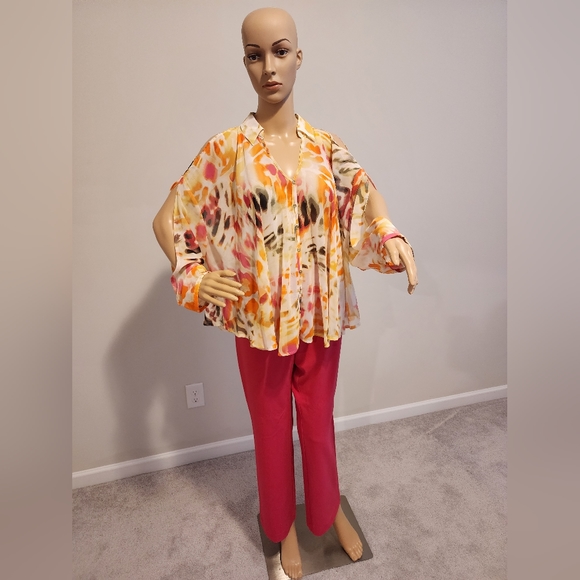 Jennifer Lopez | Tops | Jennifer Lopez Open Shoulder Blouse | Poshmark
